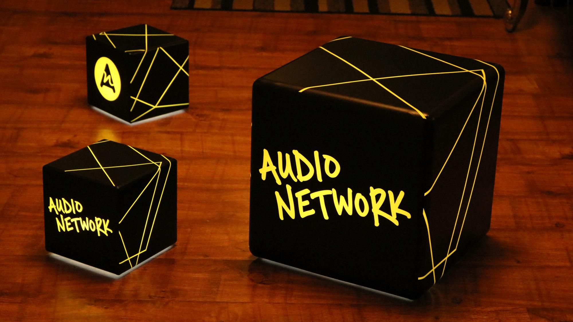 Custom Logo Light Box Glow Cube, Multicolor Square LED RGB Wireless Il ...